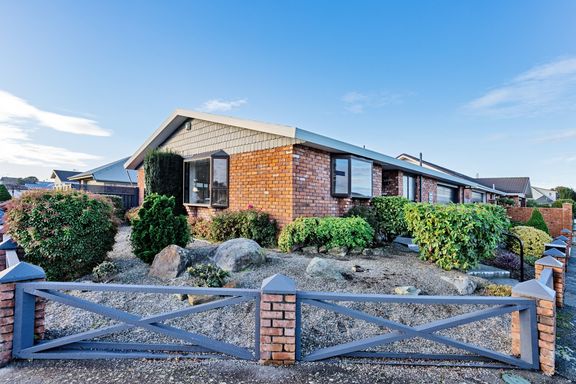 Property value - 44 Newcastle Street, Windsor - realestate.co.nz