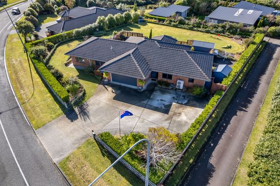 Property value - 76 Kirton Drive, Riverstone Terraces - realestate.co.nz
