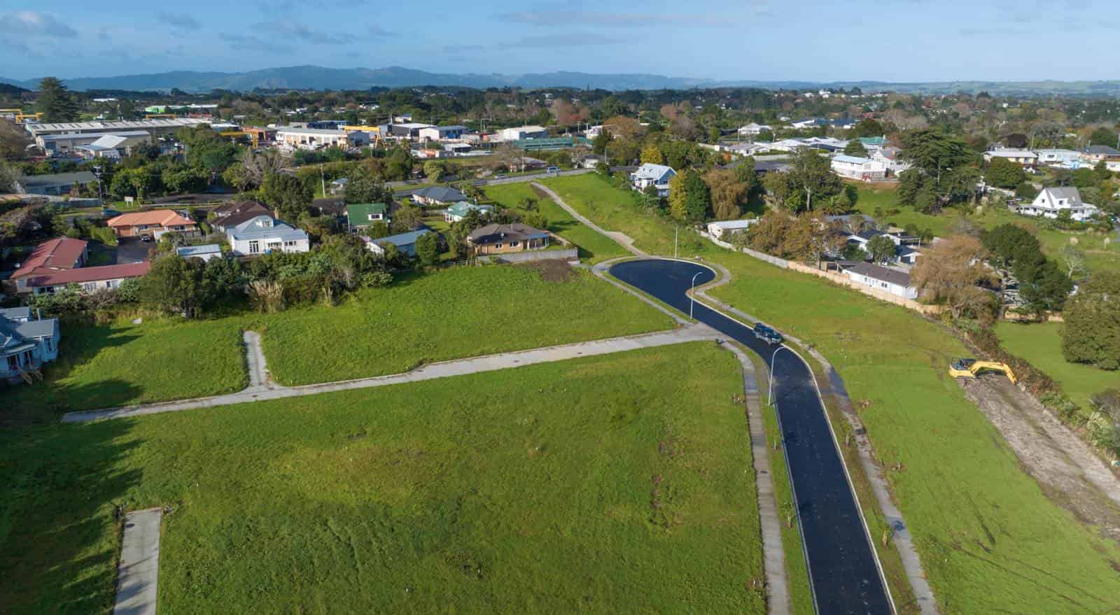 2A Hamilton Drive, Waiuku, Franklin - For Sale - realestate.co.nz