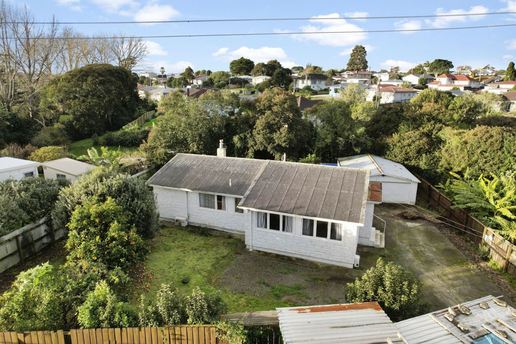 Property value - 320 Bairds Road, Otara - realestate.co.nz