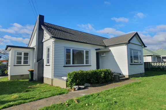 Property value - 35 Wilton Street, Levin - realestate.co.nz