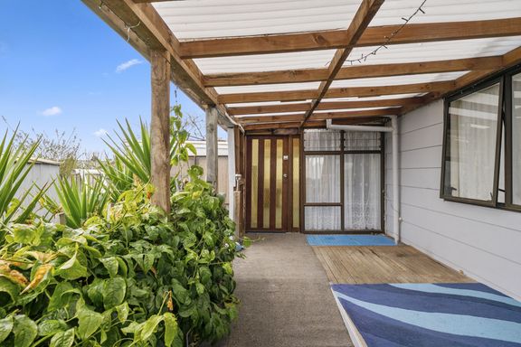 Property value - 3A Kusabs Road, Mangakakahi - realestate.co.nz