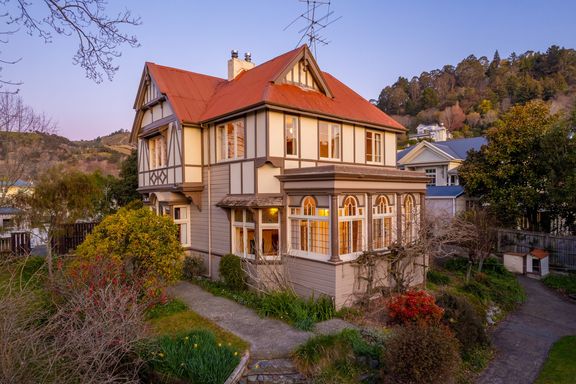 Property value - 10 Richmond Avenue, Nelson South - realestate.co.nz
