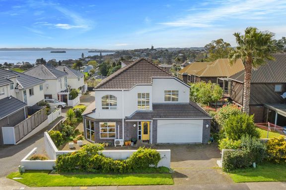 Property value - 8/50 Cook Street, Howick - realestate.co.nz