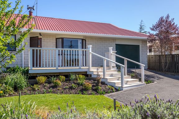Property value - 79 Watt Street, Featherston - realestate.co.nz