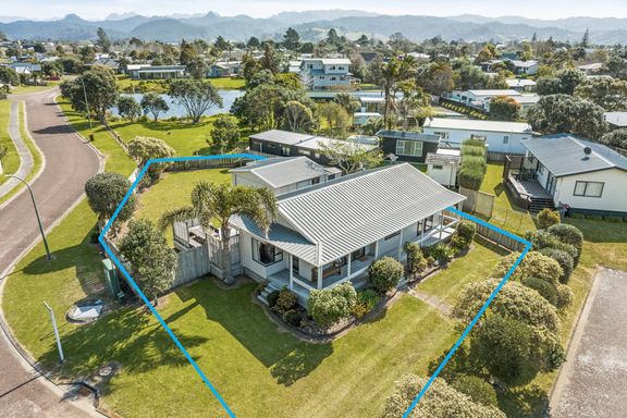 Property value - 16 Holland Close, Pauanui - realestate.co.nz