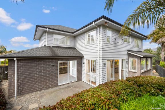 Property value - 23 Remuremu Street, Long Bay - realestate.co.nz