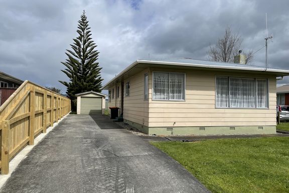 Property value - 57 Rugby Street, Awapuni - realestate.co.nz