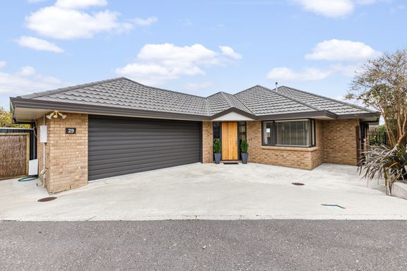 Property value - 29 Johnstone Drive, Fitzherbert - realestate.co.nz