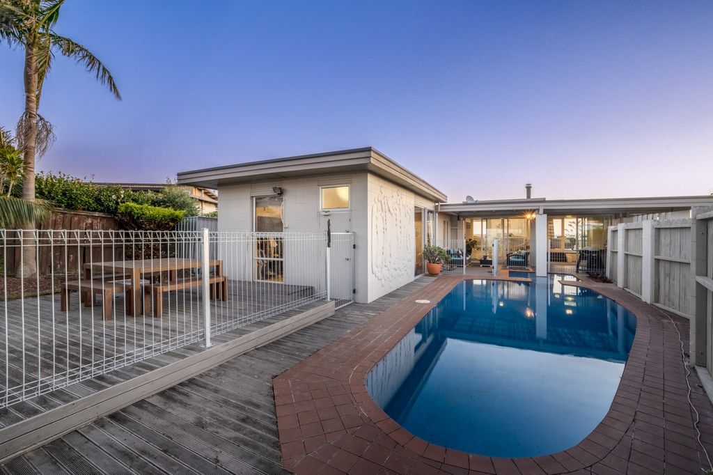 Sold - 31 Miramar Place, Pakuranga - realestate.co.nz