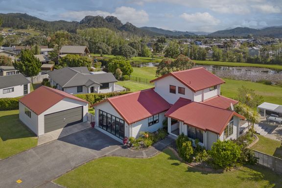 Sold - 176 Vista Paku, Pauanui - realestate.co.nz