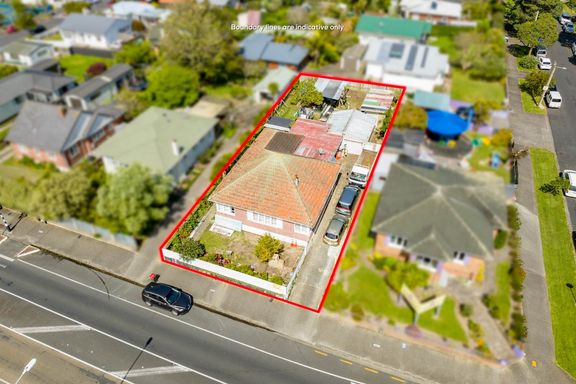 Property value - 82 Point Chevalier Road, Point Chevalier - realestate ...