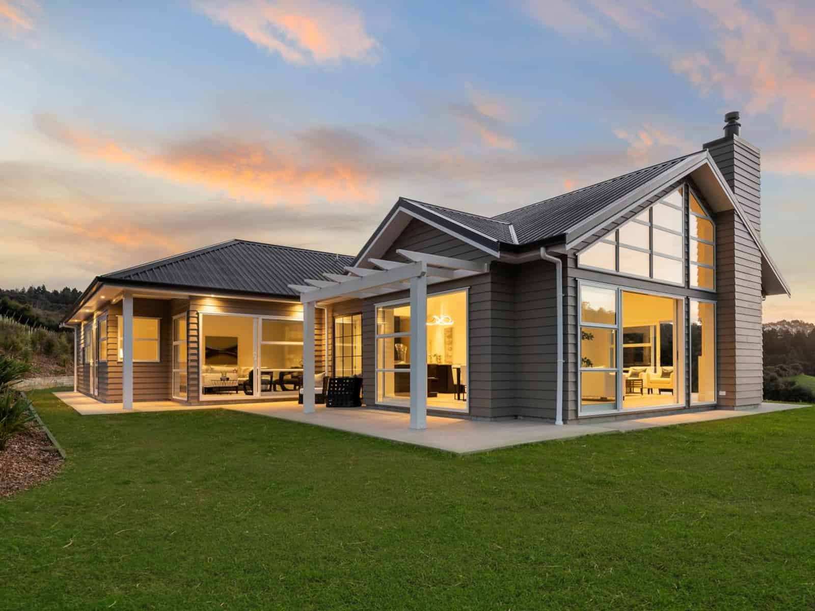 Waitakere City Lifestyle Properties for Sale - realestate.co.nz