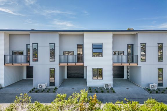 Property value - 6 Equine Way, Brookfield - realestate.co.nz