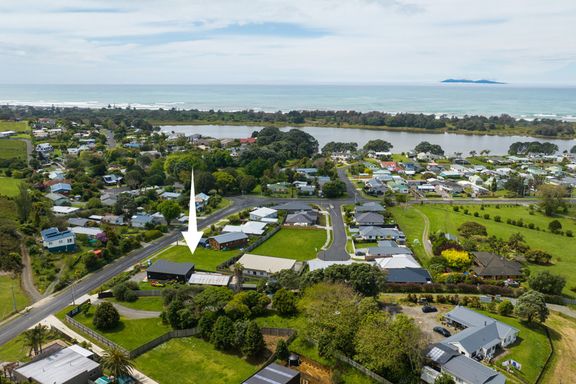 Property value - 59 Athenree Road, Athenree - realestate.co.nz