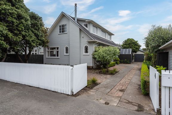 Property value - 4 Menzies Street, Sumner - realestate.co.nz