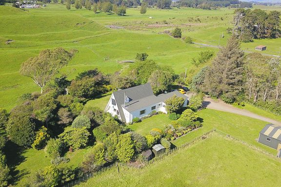 Property value - 75 Moutere Road, Hokio Beach - realestate.co.nz