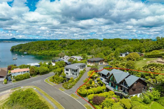 Property value - 5 Te Urunga Place, Acacia Bay - realestate.co.nz