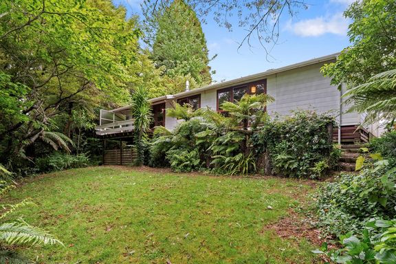 Property value - 17 Exeter Place, Tihiotonga - realestate.co.nz