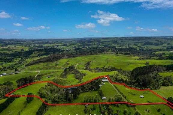 Property value - 100 Mahana Road, Waimauku - realestate.co.nz