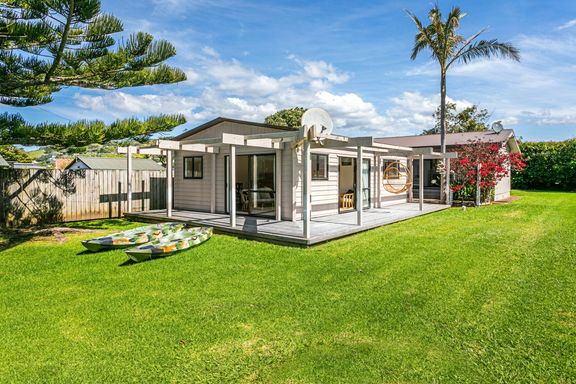 Property value - 8 Dawn Avenue, Hahei - realestate.co.nz