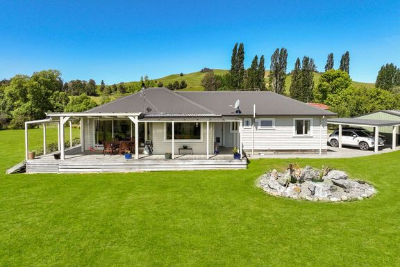 Property value - 82 Thorn Road, Dovedale - realestate.co.nz