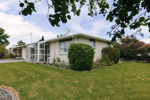 Property value - 57A Abraham Crescent, Milson - realestate.co.nz