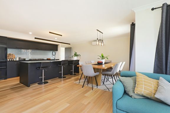 Property value - 22 Read Crescent, Clive - realestate.co.nz