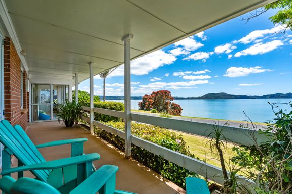 Property value - 247 One Tree Point Road, One Tree Point - realestate.co.nz