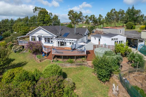 Sold - 14 Hillside Heights Road, Huntly - realestate.co.nz