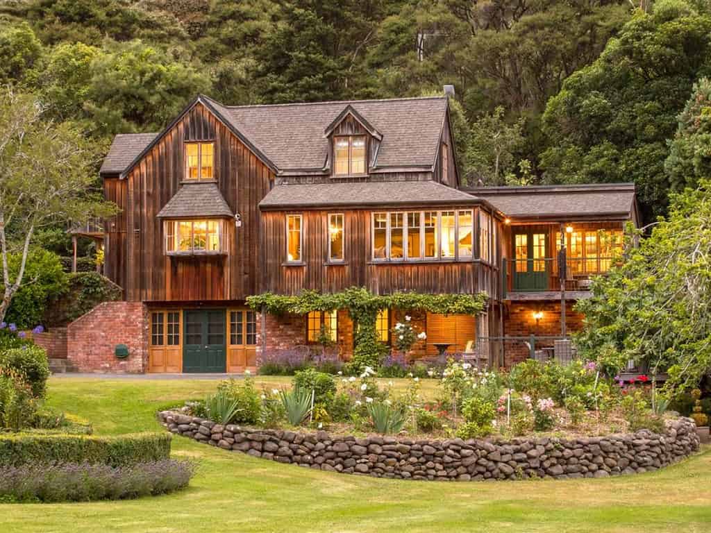Akaroa Homes and Real Estate for Sale - realestate.co.nz