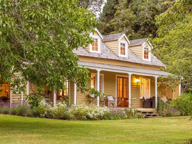 Akaroa Homes and Real Estate for Sale - realestate.co.nz