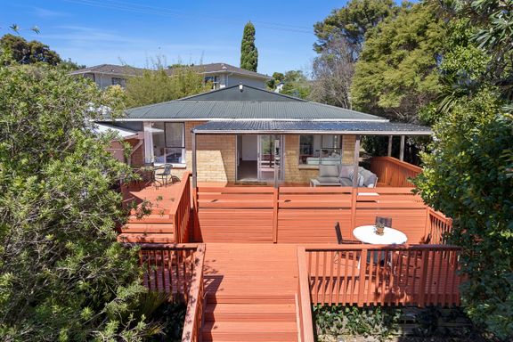 Property value - 2/80A Captain Scott Road, Glen Eden - realestate.co.nz