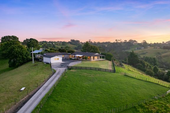 Property value - 112 Mahoenui Valley Road, Coatesville - realestate.co.nz