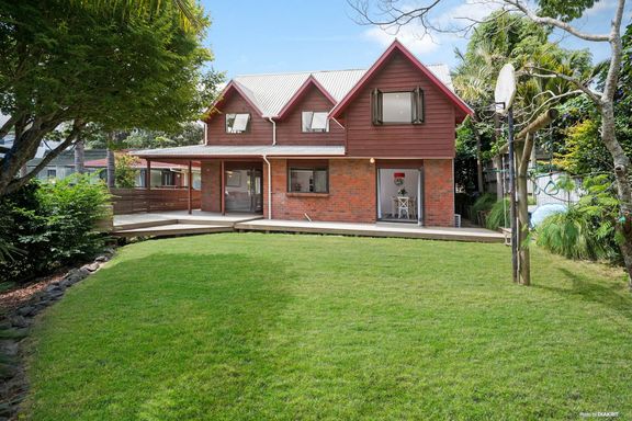 Property value - 4 Orewa Street, Torbay - realestate.co.nz