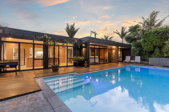 Property value - 5 Antilla Place, Half Moon Bay - realestate.co.nz