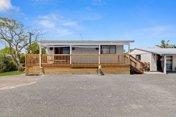 Property value - 16 Te Moau Avenue, Parakai - realestate.co.nz