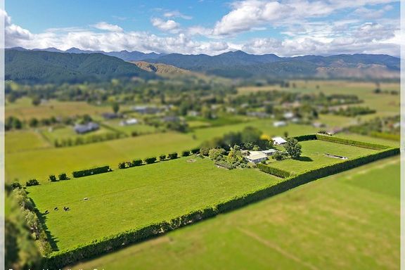 Property value - 1071 Queen Street East, Levin - realestate.co.nz