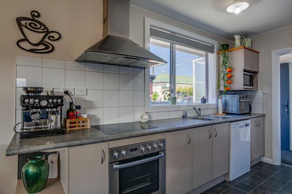 Property value - 19A Saint George Street, Watlington - realestate.co.nz