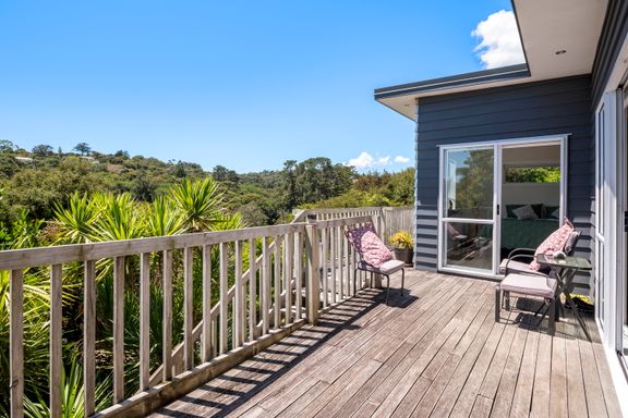 Property value - 186 Ocean View Road, Oneroa - realestate.co.nz