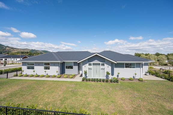 Property value - 2 Hallmark Drive, Hope - realestate.co.nz