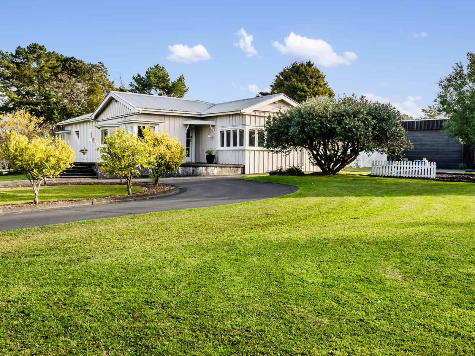 Auckland Rural Farms and Real Estate for Sale - realestate.co.nz