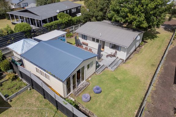 Property value - 9 Pauanui Beach Road, Pauanui - realestate.co.nz