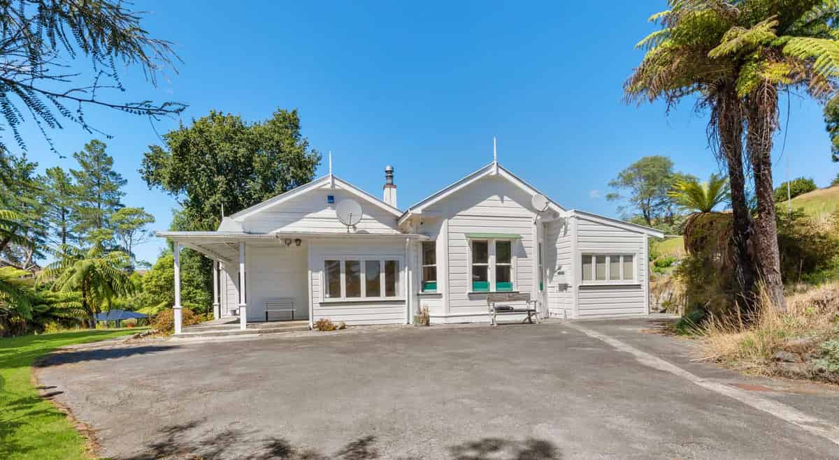 9 Feltham Street, Hunterville, Rangitikei - For Sale - realestate.co.nz