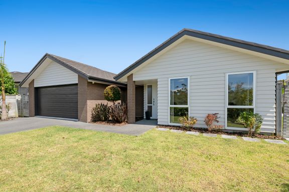 Sold - 220 Harris Drive, Silverdale - realestate.co.nz