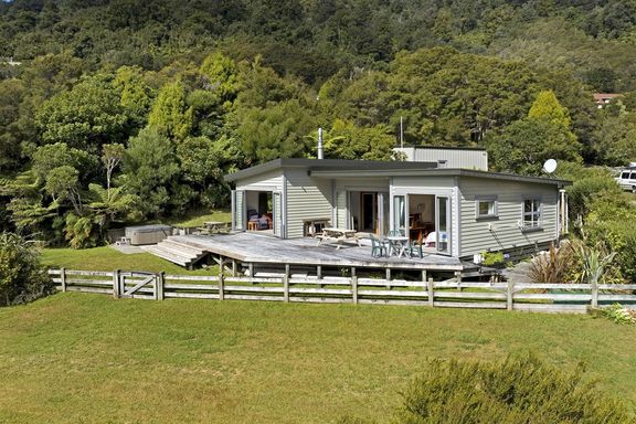 Property value - 201 Duncan Bay Road, Tennyson Inlet - realestate.co.nz