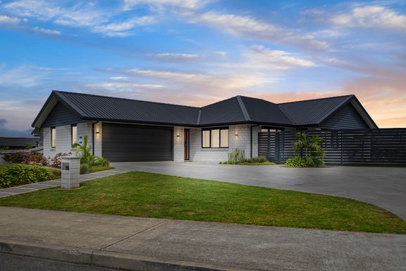Property value - 98 Wairau Drive, Tikipunga - realestate.co.nz
