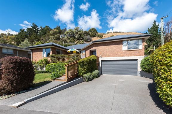 Sold - 107 Bay View Road, Moncks Bay - realestate.co.nz