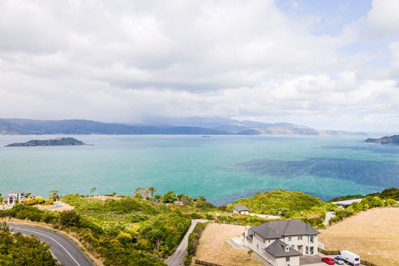 Property value - 51 Edgecombe Street, Newlands - realestate.co.nz