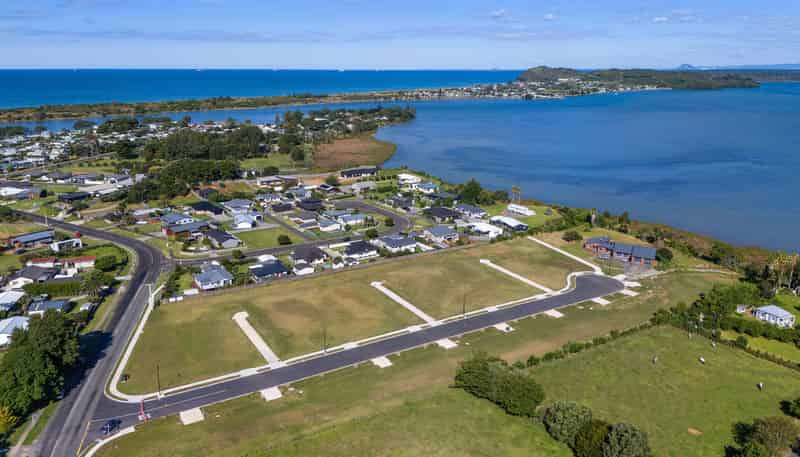 Property value - 87 Athenree Road, Athenree - realestate.co.nz